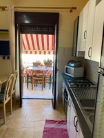 Casa, 4 quartos, fumadores, varanda | Interior