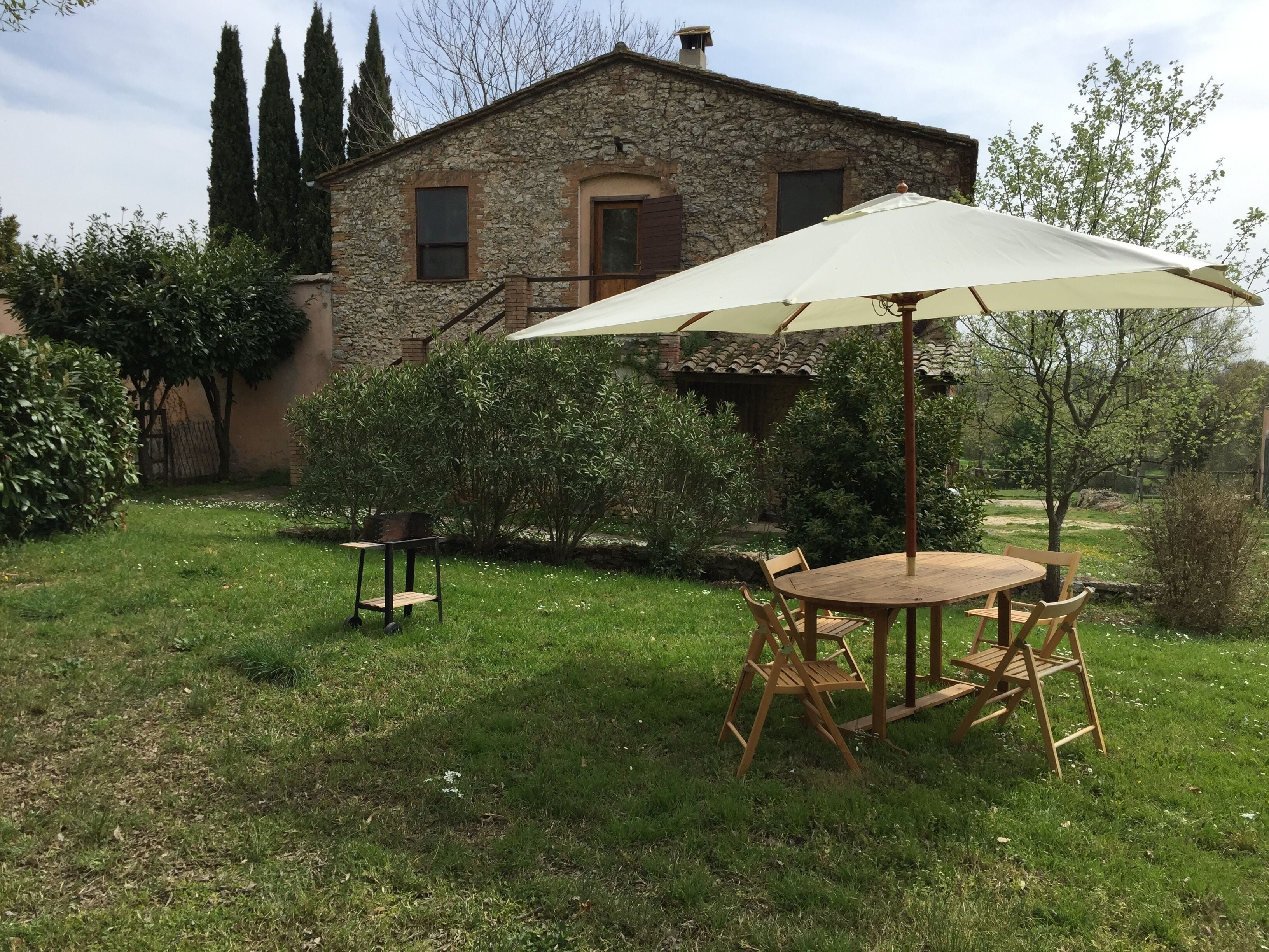 Apartamento, 2 quartos, lareira, vista para o jardim | Área para churrascos e piqueniques