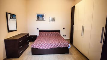 2 quartos, berço de viagem