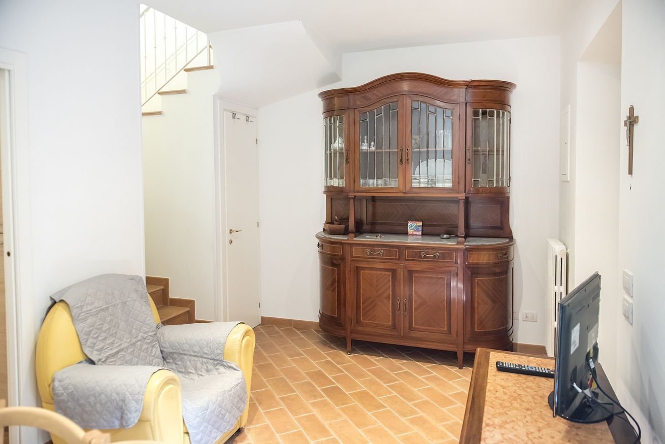 N216 - Numana, Sky-earth In The Alleys 200mt From The Sea - Numana