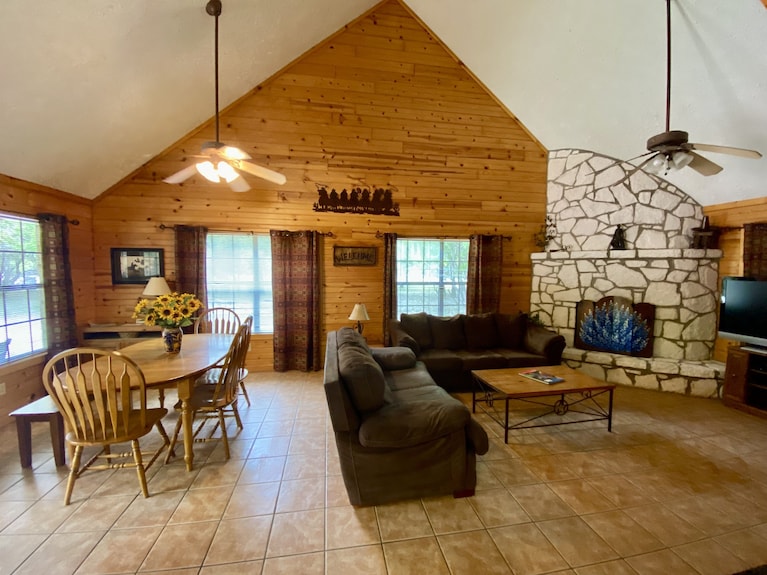 Float 2 Cabin ~ Private Frio River Access @ Comanche Crossing, Cowboy Style! - Concan, TX