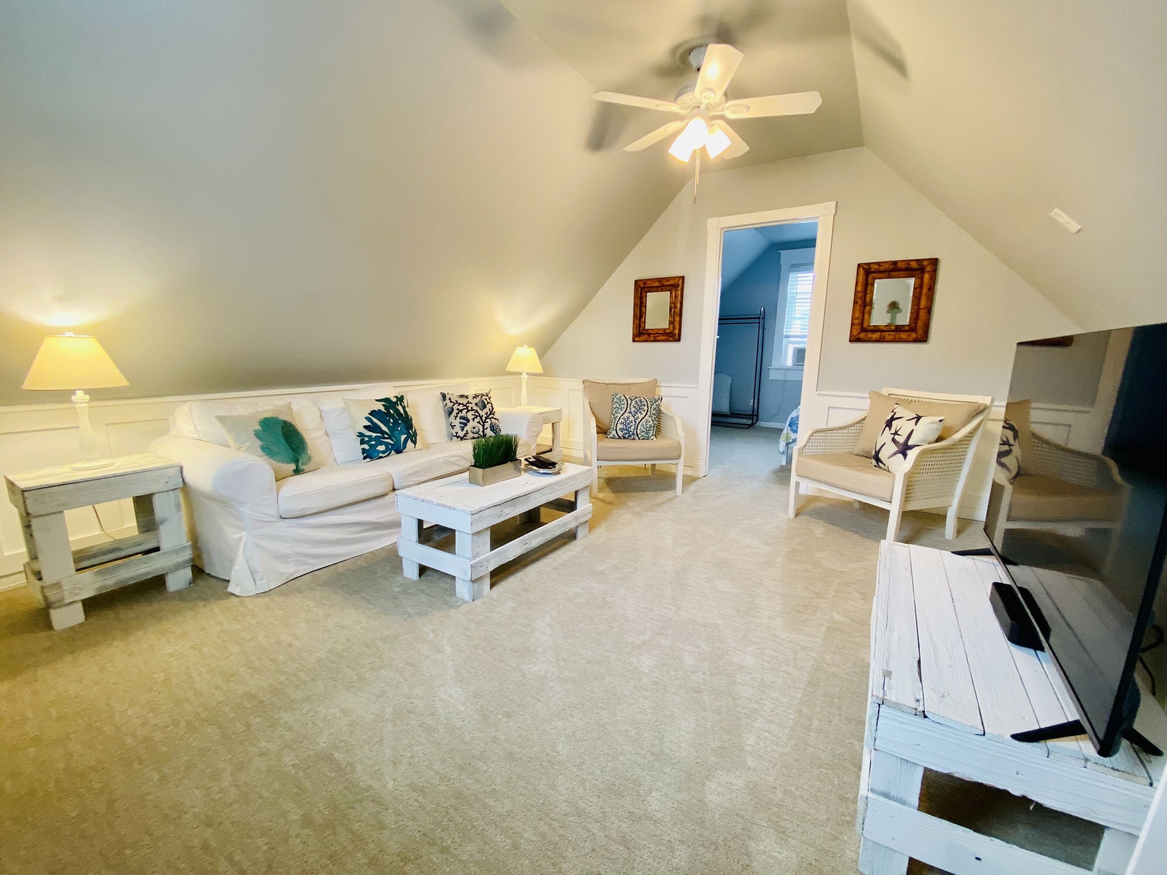 Comfy Summer Cottage - Ocean City, NJ