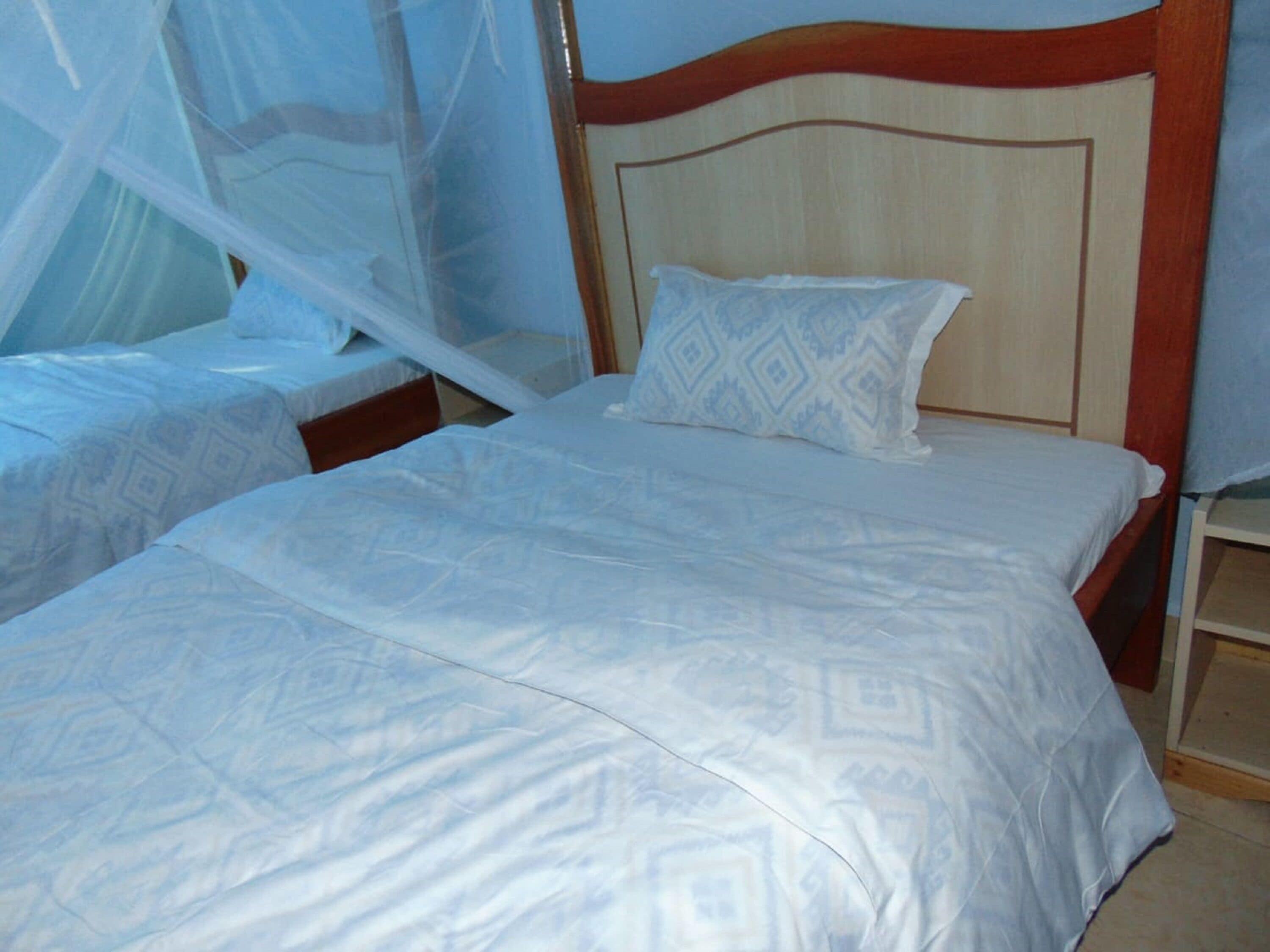 Quarto duplo | Quartos à prova de som, Wi-Fi de cortesia, roupa de cama