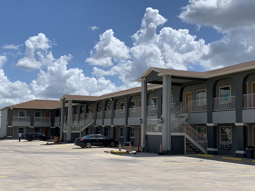 Texan Inn And Suites Tilden - Texas