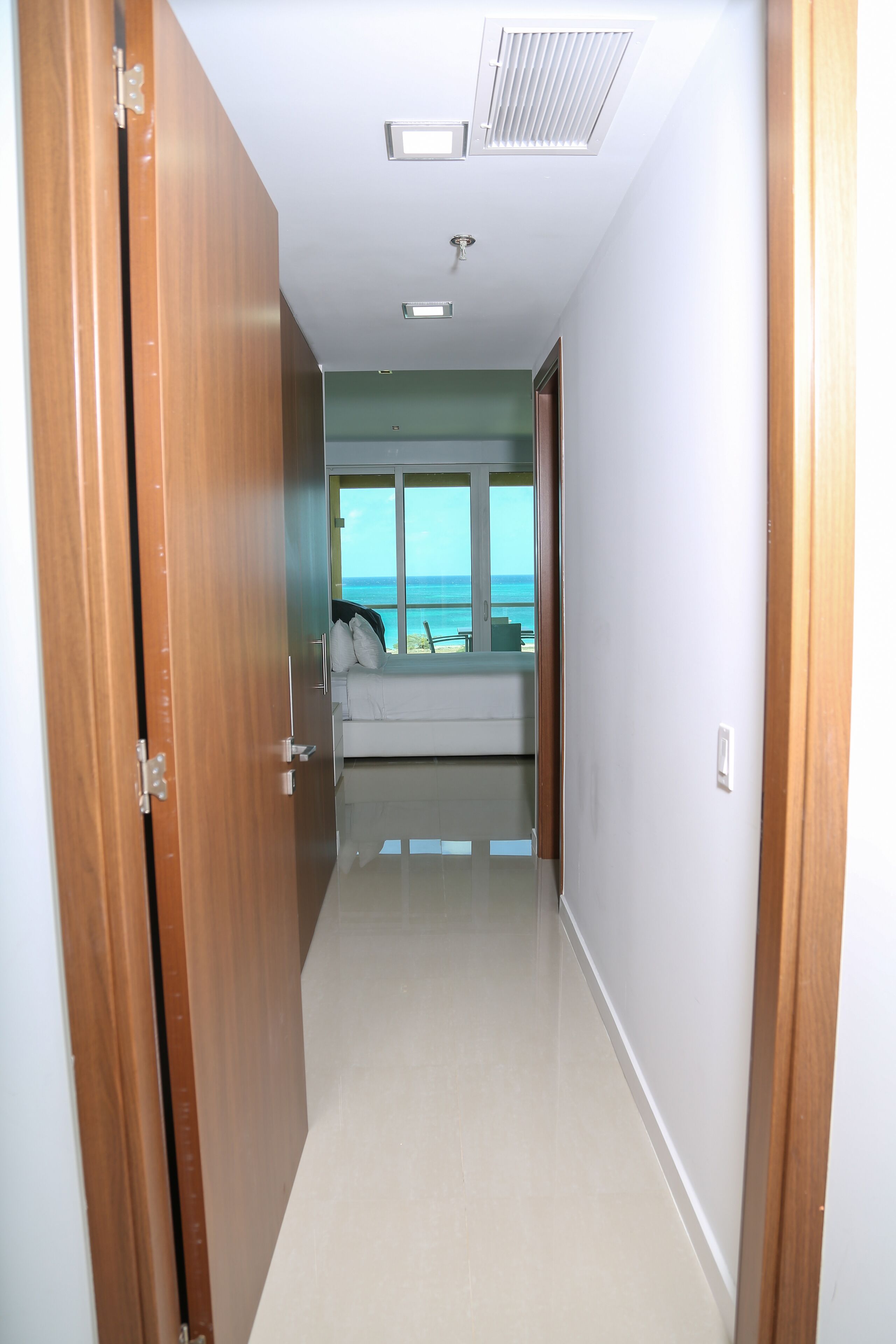 No Se Preocupe Y Disfrute De La Playa Con Su Familia En Este Condominio Con Vista Al Mar.  Azul-421 - Aruba