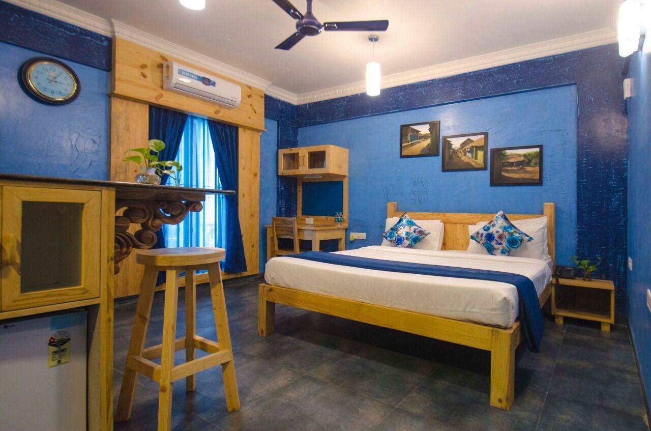 Estúdio superior | Individualmente decorados, individualmente mobiliados, escrivaninha