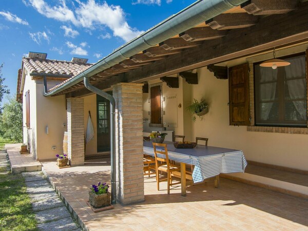 Wonderful Private Villa For 6 People With Wifi, A/c, Private Pool, Tv, Pets Allowed And Parking - Cecina