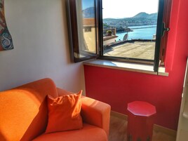 Casa, 2 quartos, terraço, vista para a cidade | Parte interna