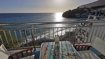 Casa, 2 quartos | Vista para a praia ou o mar