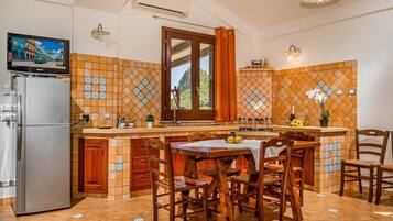 Villa, 1 quarto, fumadores, varanda | Interior