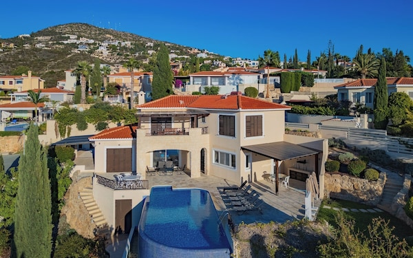 Resitour - Perneri Villas - Тала
