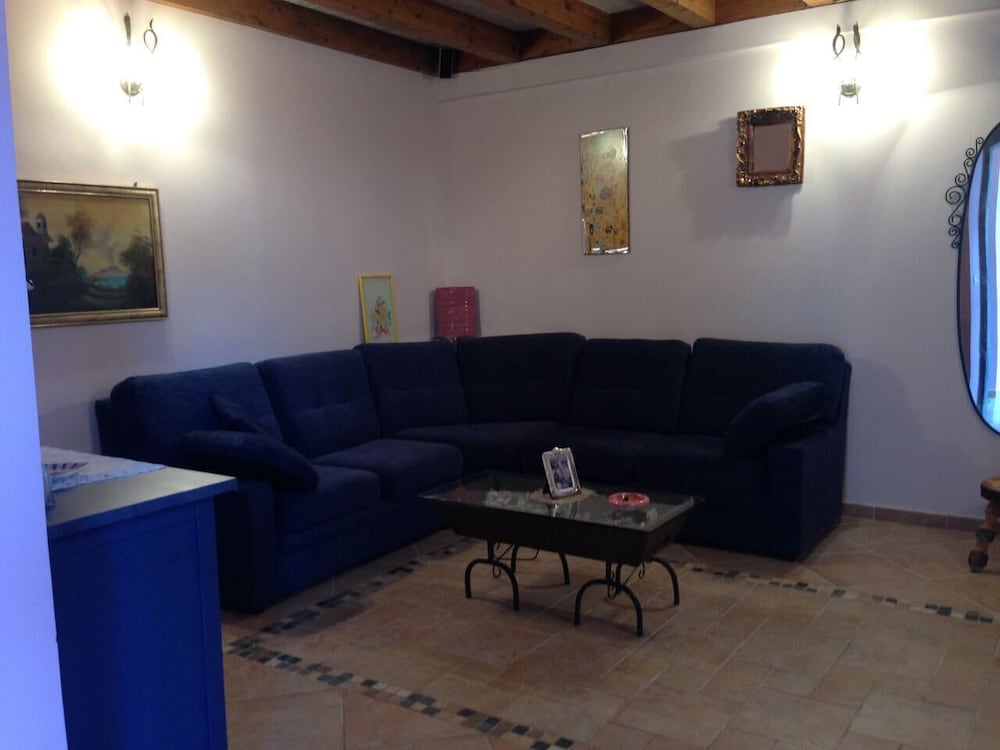 Beautiful Cottage With Large Garden A Few Steps From The Sea - Milo