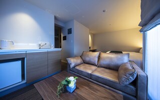 Quarto Standard, não fumadores (A) | Sala de estar | TV de ecrã plano