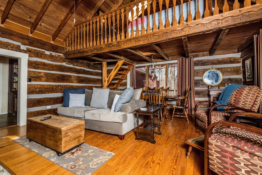Maple Hills Cabin - Located In Brown County, In - Nashville, IN