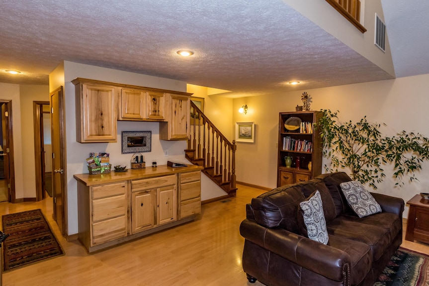 Chanterelle Chalet Cabin - Indiana