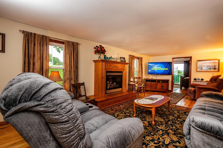 80-acre View Retreat | Hot Tub & Near Nashville & Iu 2br, 1ba - Brown County State Park, Nashville