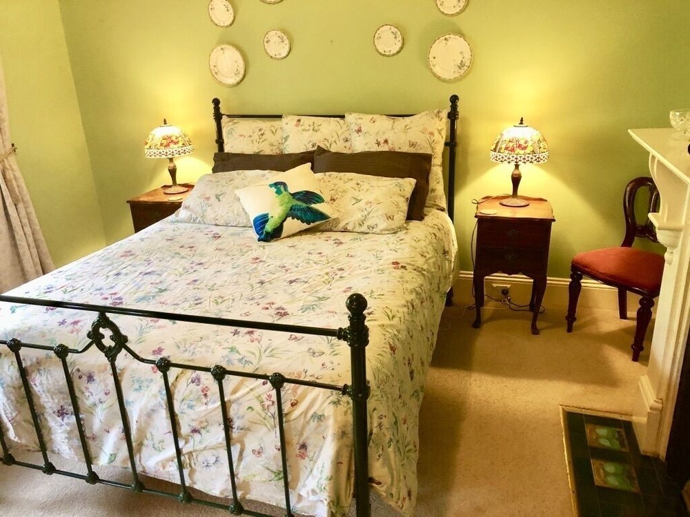 Burnie Brae Circa 1908 - Netflix, Wifi, Air Con, Quiet Area, With 1 X Queen Bed - Katoomba