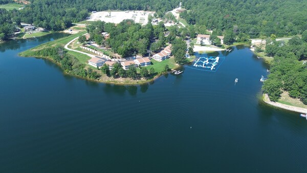 Crown Point Resort - Arkansas