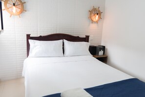 Quarto Duplo Superior | Edredões de penas, cortinas/cortinados opacos, Wi-fi grátis 