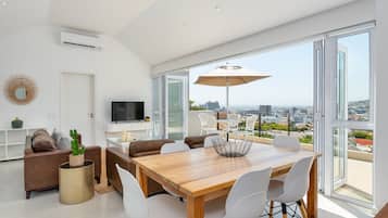 Casa Nobre, 2 quartos | Refeições no quarto