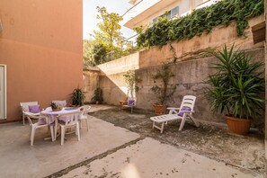 Apartamento, 2 quartos | Terraço/pátio