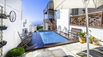 Villa de Luxo, vista para o mar | Piscina exterior | Piscina exterior, espreguiçadeiras