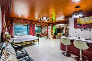 Quarto (Tata(Monica)) | Wi-fi grátis, roupa de cama fornecida 