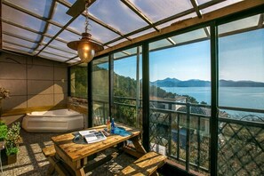 Quarto (Sansan(Monica)) | Wi-fi grátis, roupa de cama fornecida