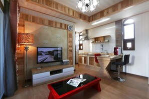 Quarto (Haeoreumdal) | Wi-Fi de cortesia, roupa de cama