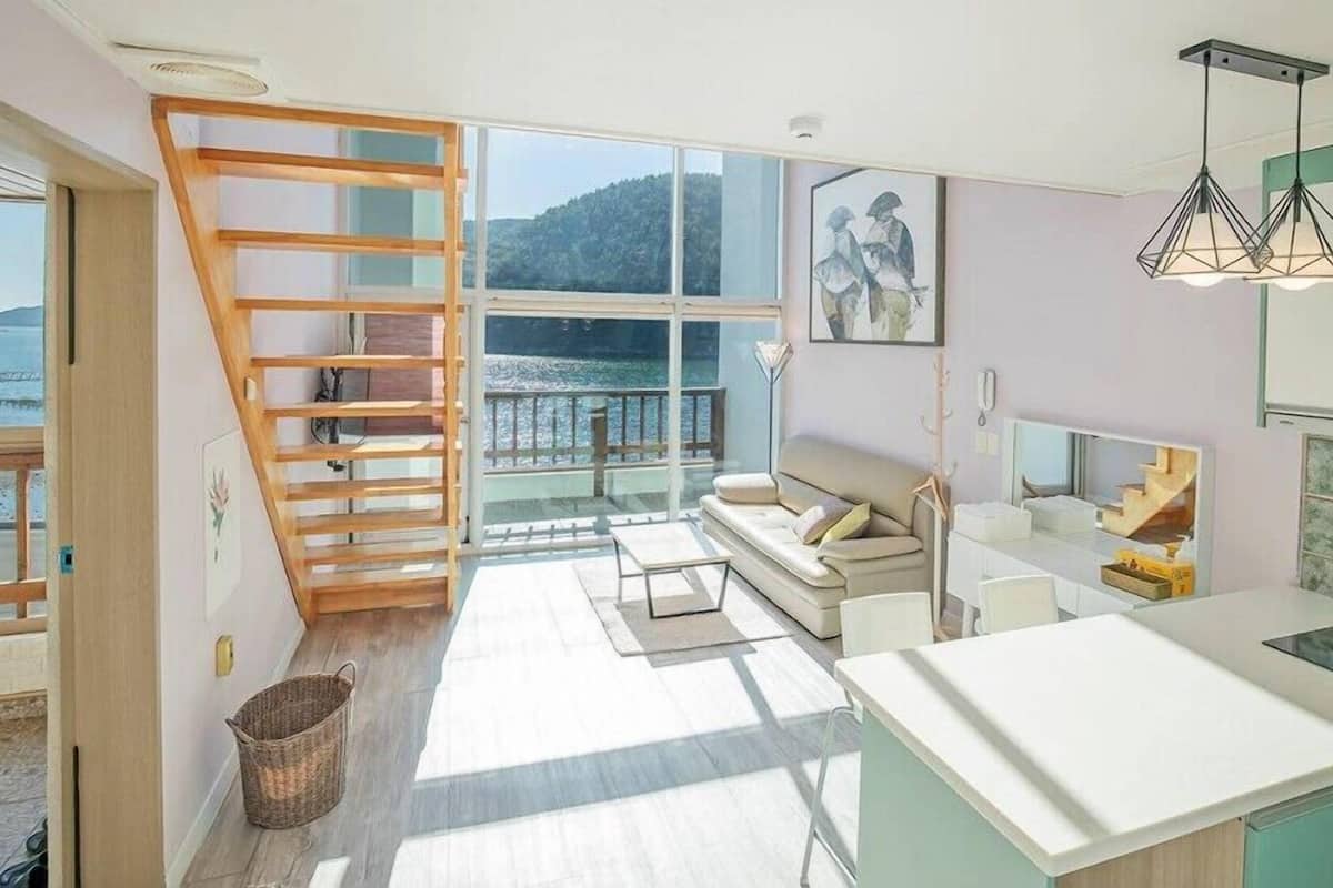Quarto (204 duplex spa) | Wi-Fi de cortesia, roupa de cama