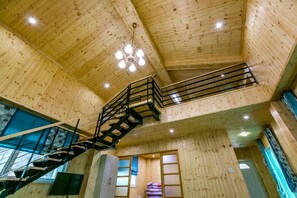 Quarto (Byulgwan (2nd floor)) | Wi-Fi de cortesia, roupa de cama