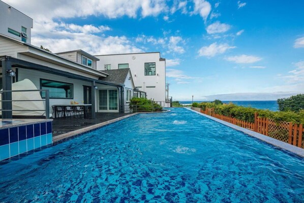 Quarto (Outdoor Pool villa Byulgwan 102) | Fachada