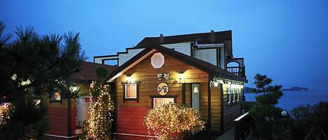 Quarto (Donkkum) | Com decoração personalizada, com mobília individualizada, Wi-fi grátis