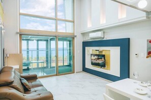 Quarto (201 Solsupeongi) | Wi-Fi de cortesia, roupa de cama