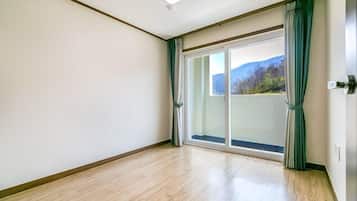 Wi-fi grátis, roupa de cama fornecida