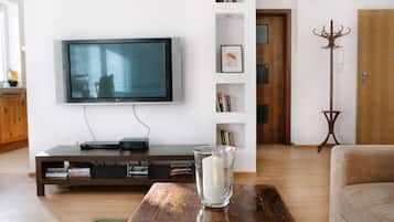 Apartamento | Área de estar | TV de tela plana