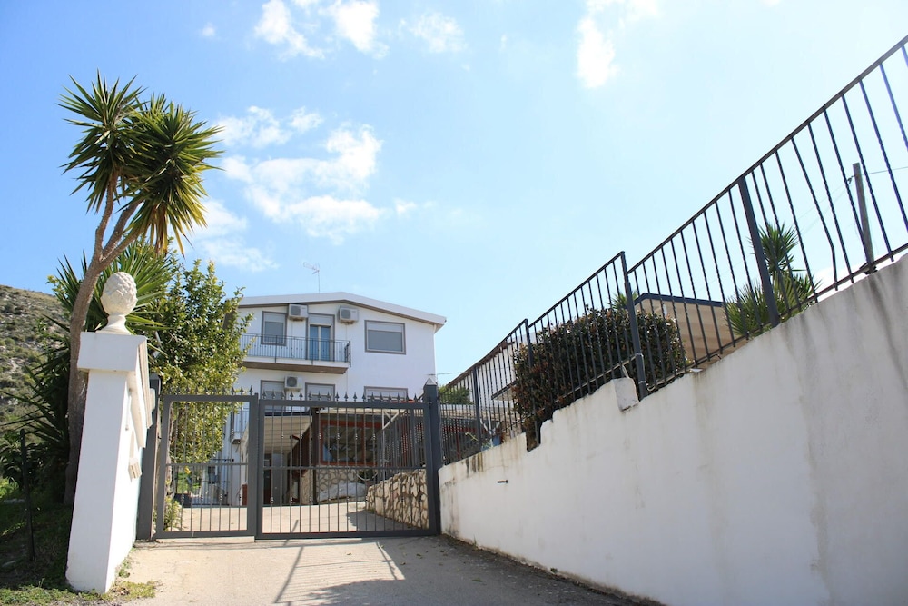 La Corte Di Sofia - Realmonte