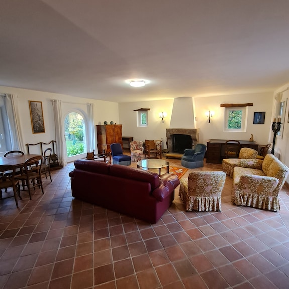 Apartment On The Ground Floor Of A Superb Farmhouse In A Landscaped Park. You Will Be There Alone - Locmariaquer
