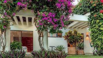 Vila, várias camas (1035 - Vista Hermosa) | Fachada