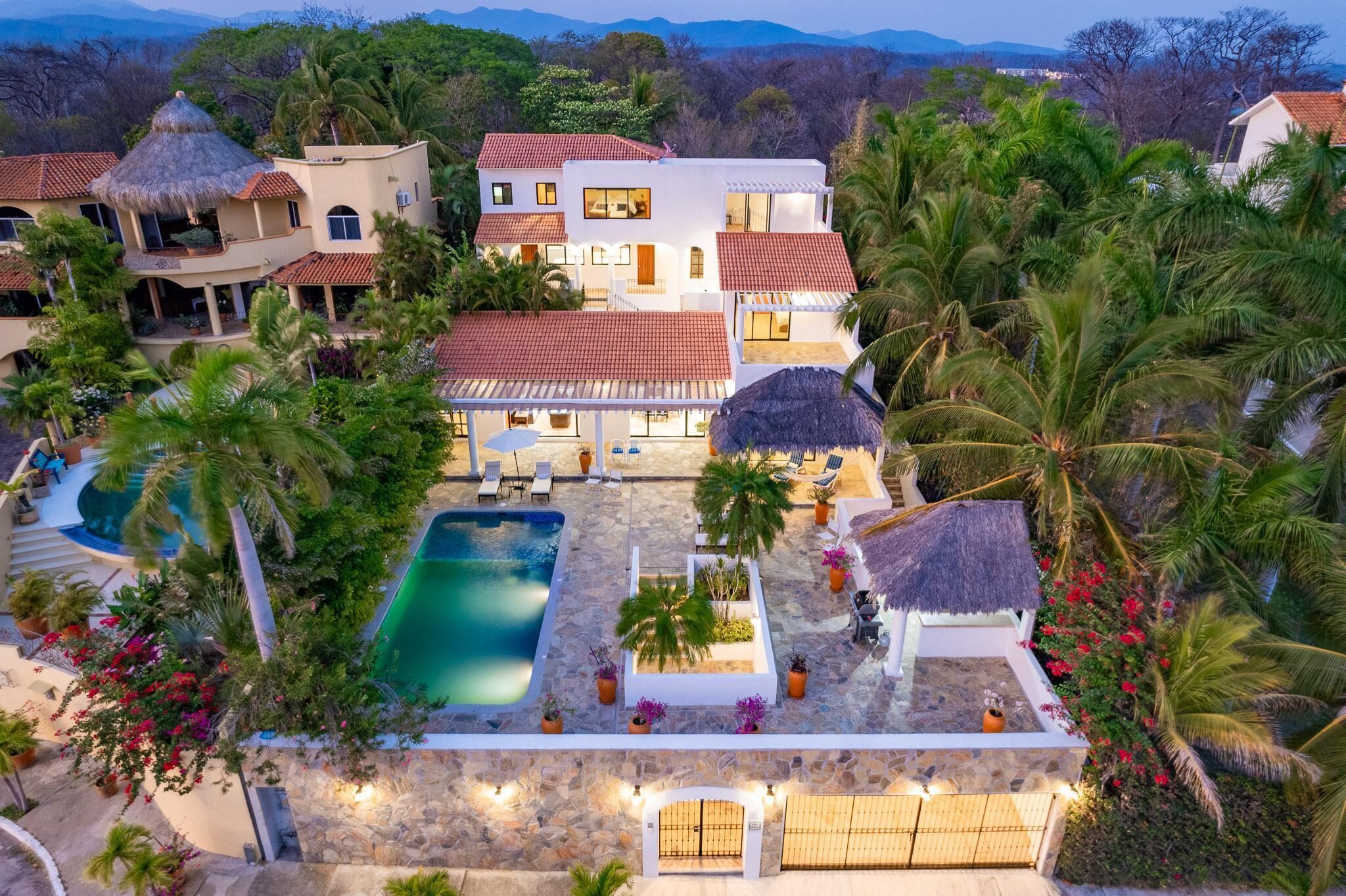 Vila, várias camas (2048 - Villa Rebeca) | Fachada