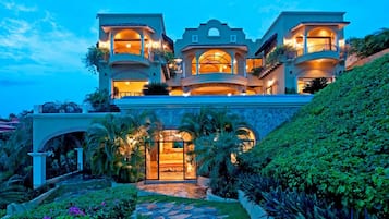 Vila, várias camas (1086 - Villa Encantada) | Fachada