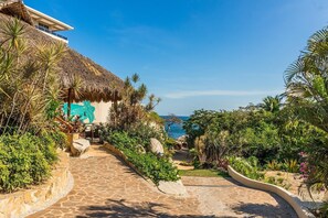 Condo, várias camas (2087 - Eleven by Cosmo 11C3) | Praia