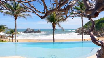 Vila, várias camas (2011 - Bugam Villa) | Piscina | Piscina externa