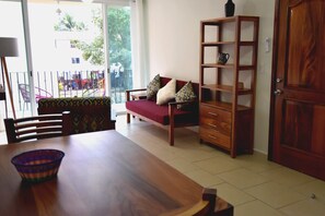 Apartamento em Condomínio Fechado, várias camas (2074 - Terrazas C7) | Sala