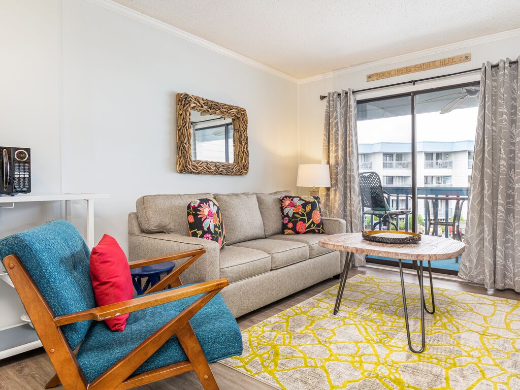 Beach Racquet A210 | Steps To The Beach + Pool! - Tybee Island, GA