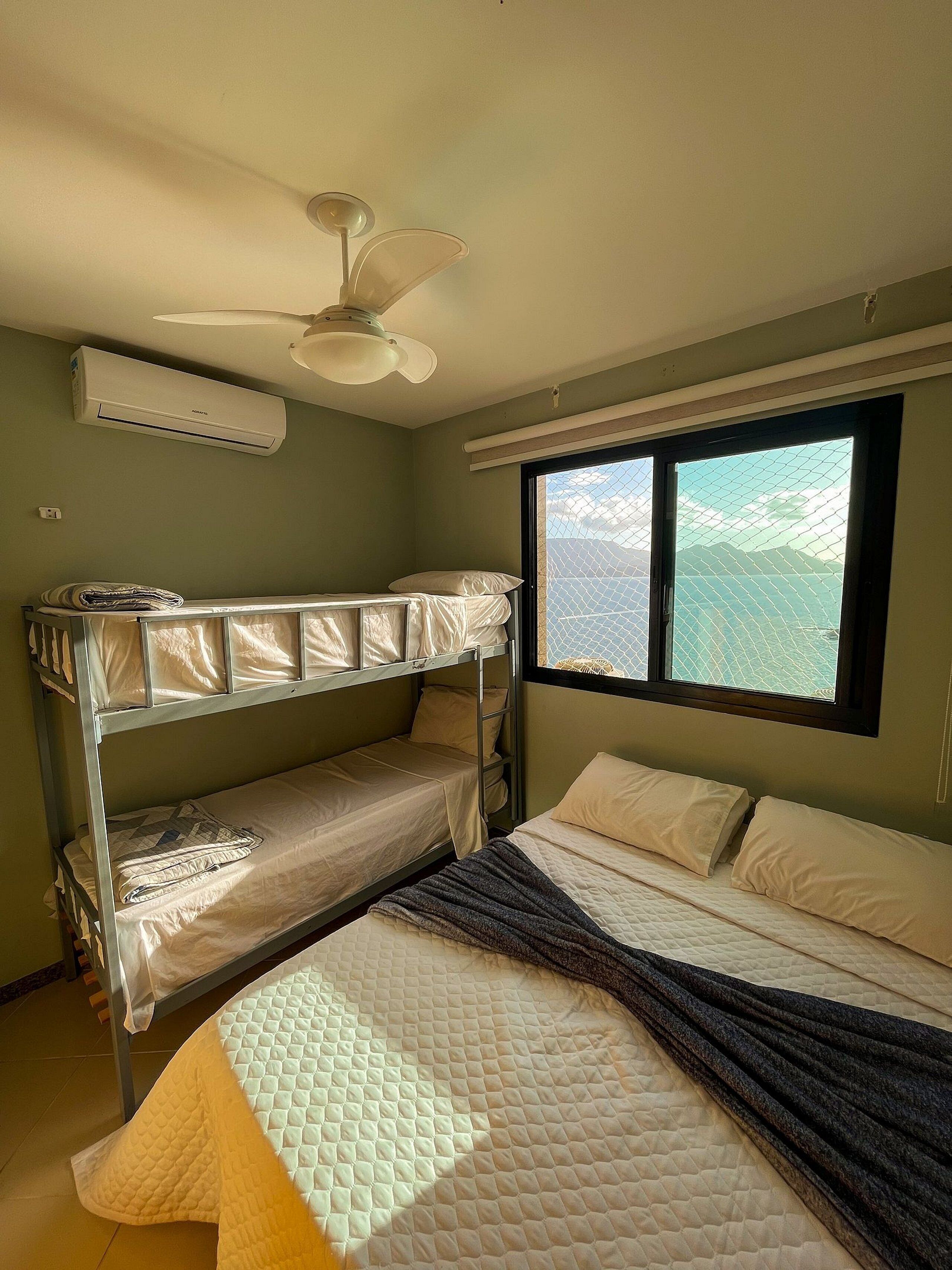 Apartamento | 2 quartos, Wi-fi grátis, roupa de cama fornecida 