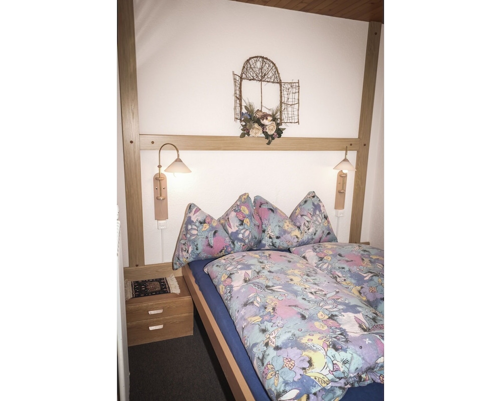 Cosy Apartment For 6 People With Wifi, Tv, Balcony And Parking - Saas-Fee