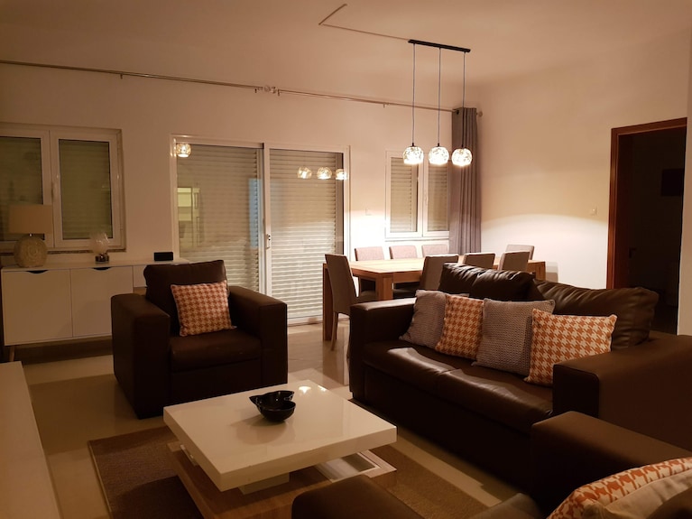 Hermoso Y Moderno Apartamento De 3 Habitaciones. Hogar Lejos Del Hogar. <3 - Cabo Verde