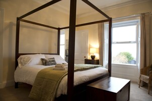 Quarto Duplo de Luxo, casa de banho anexa, vista para o mar | 1 quarto 