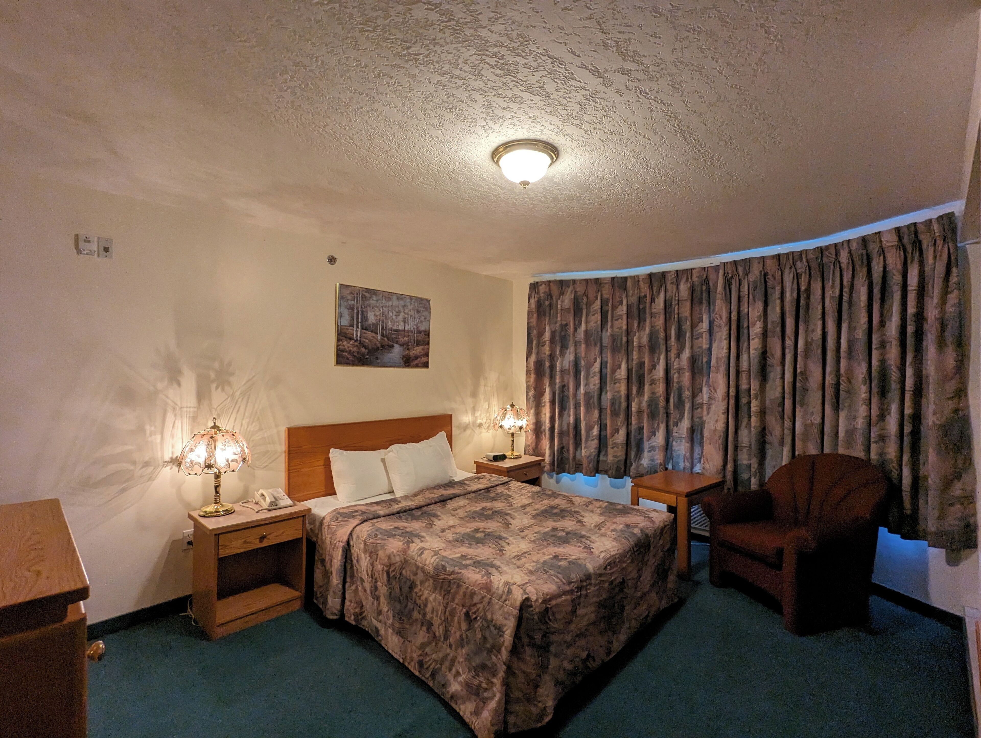 Western Budget Leduc 3 in Edmonton: Find Hotel Reviews, Rooms, and ...
